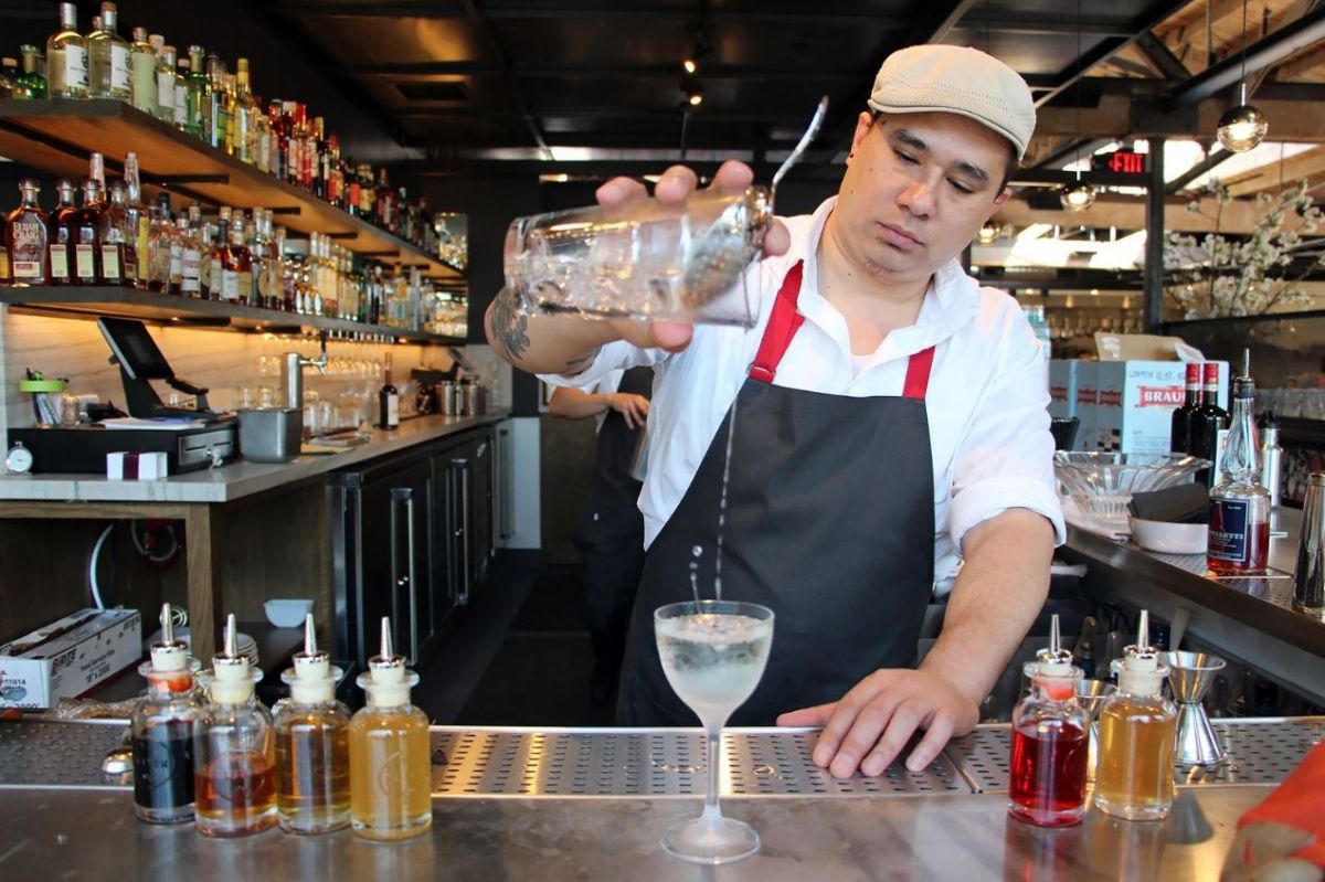 Shake up a French 75 with Christopher Longoria
